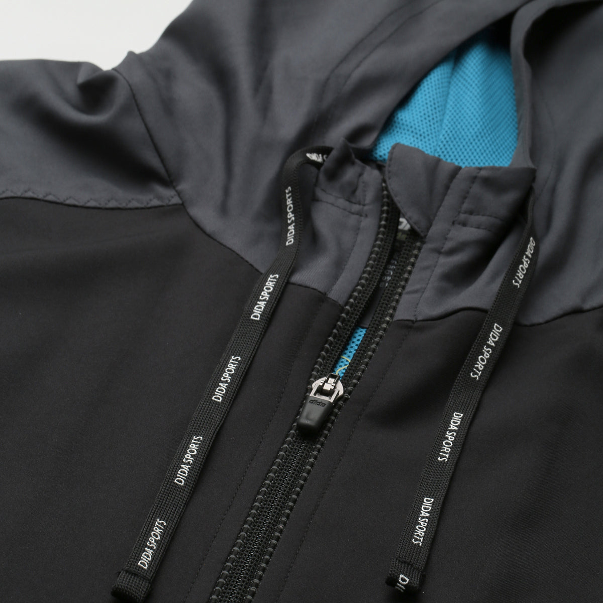 Recycled Light Weight Running Vent Jacket with Hood - Men – Dida